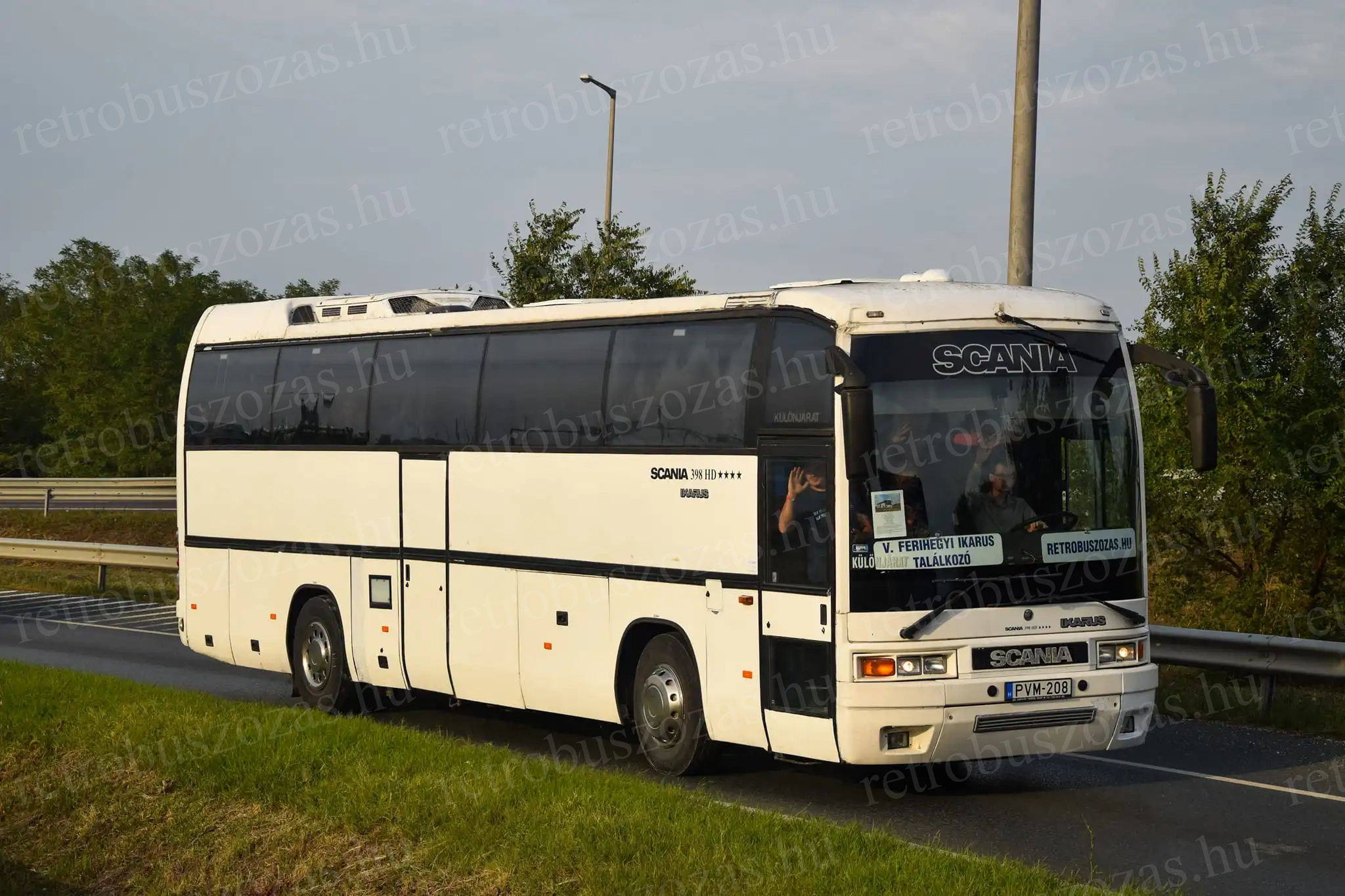 Scania-Ikarus E98 - Retróbuszozás